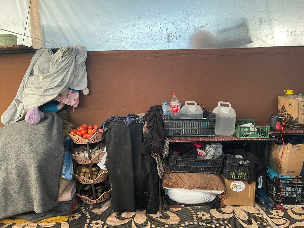 As hunger reaches catastrophic levels in Gaza, people desperate for ...